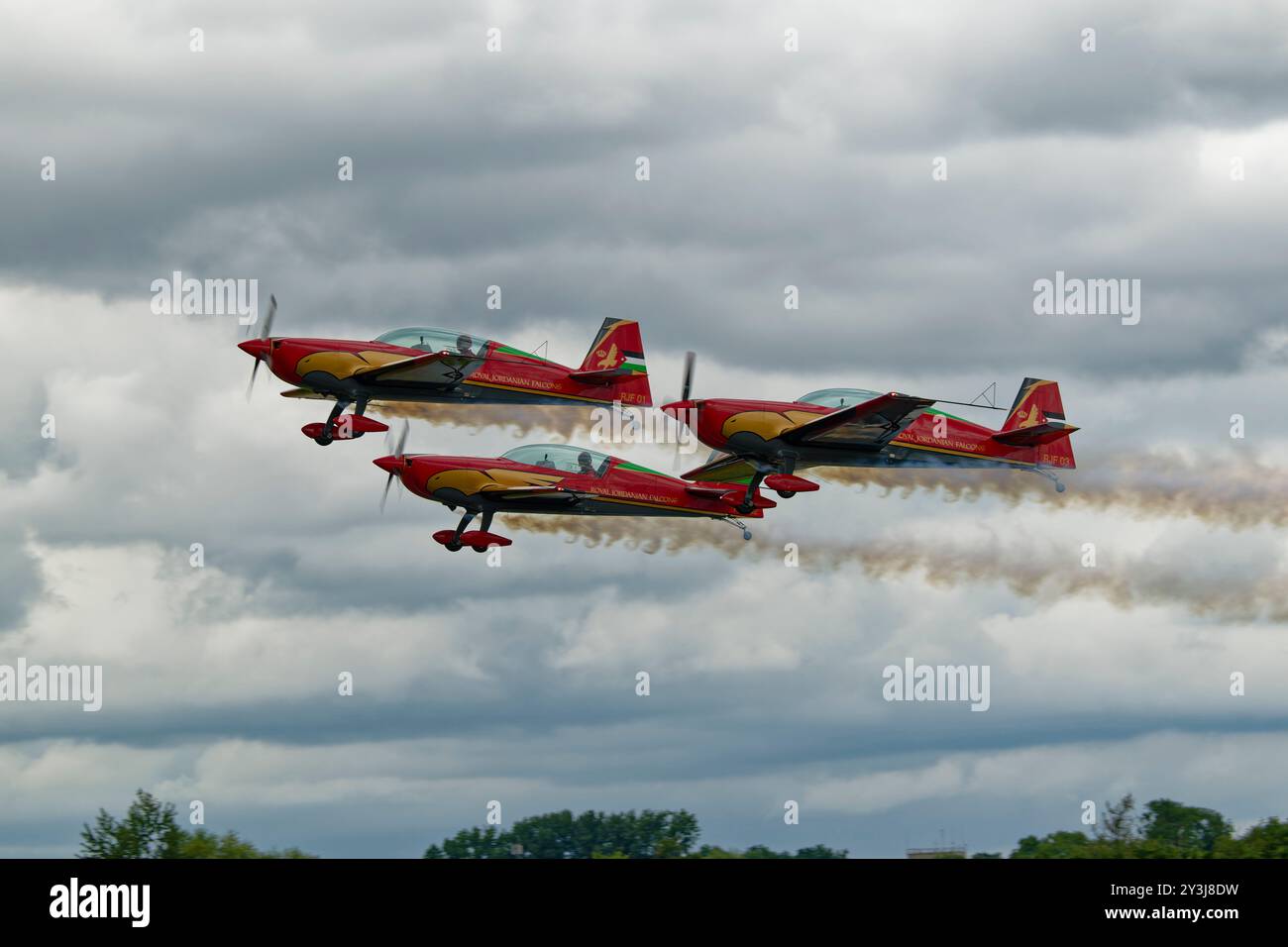 Extra 330 Aerobatic airplanes of the Royal Jordanian Falcons ...