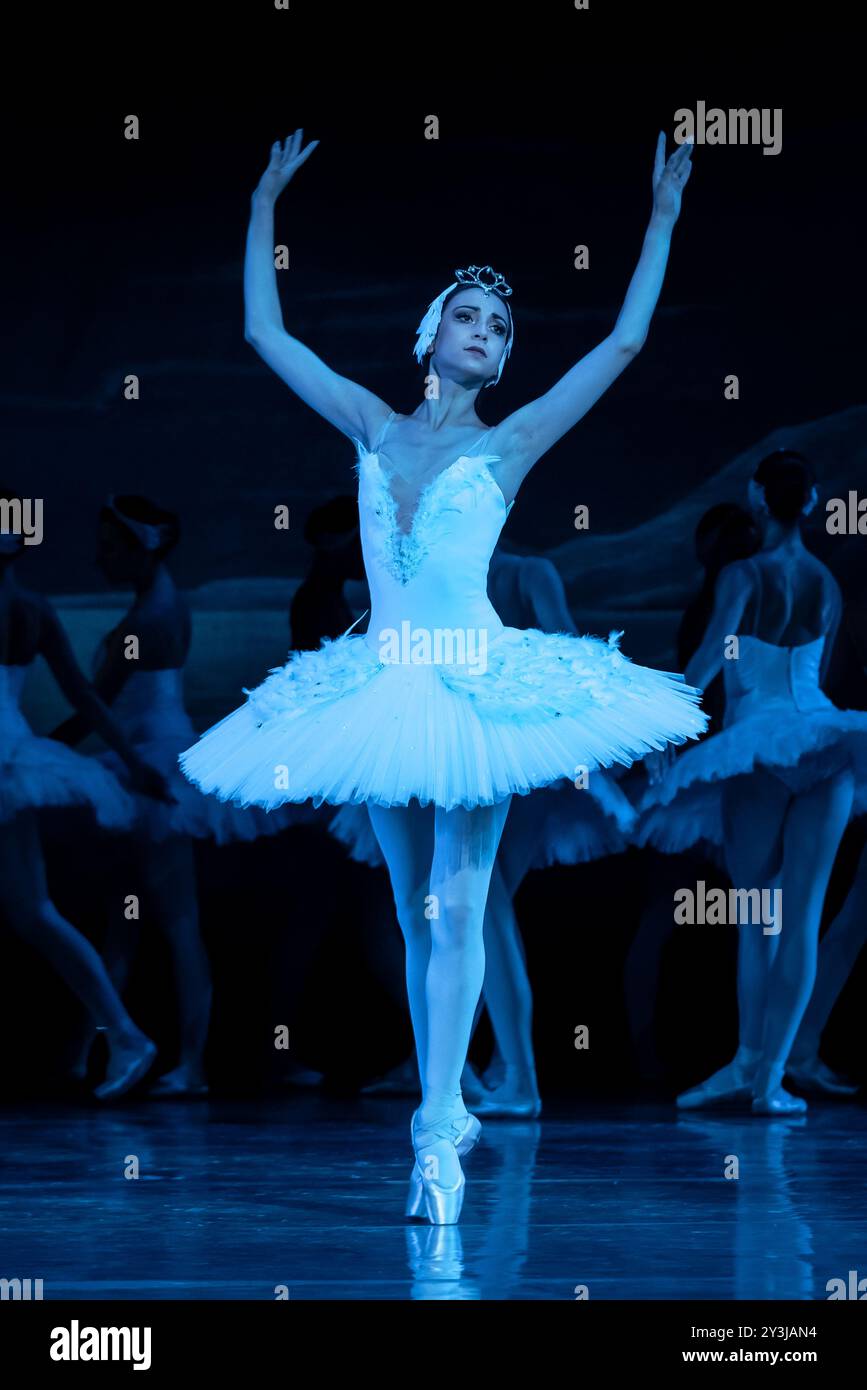 The State Ballet of Georgia performs a lavish production of Swan Lake ...