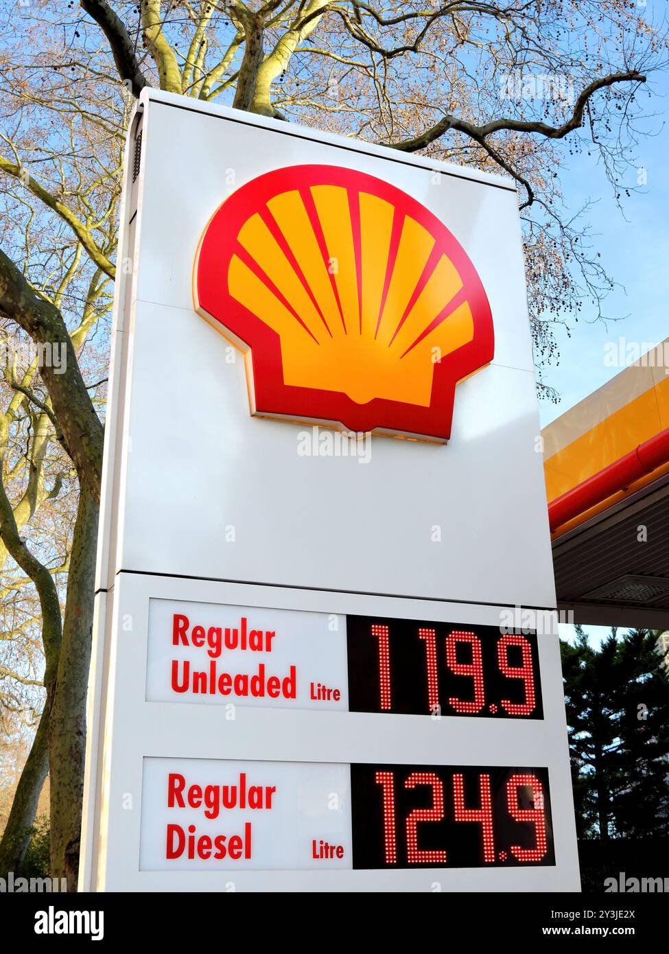 Gas station of Shell plc, a British multinational oil and gas company ...