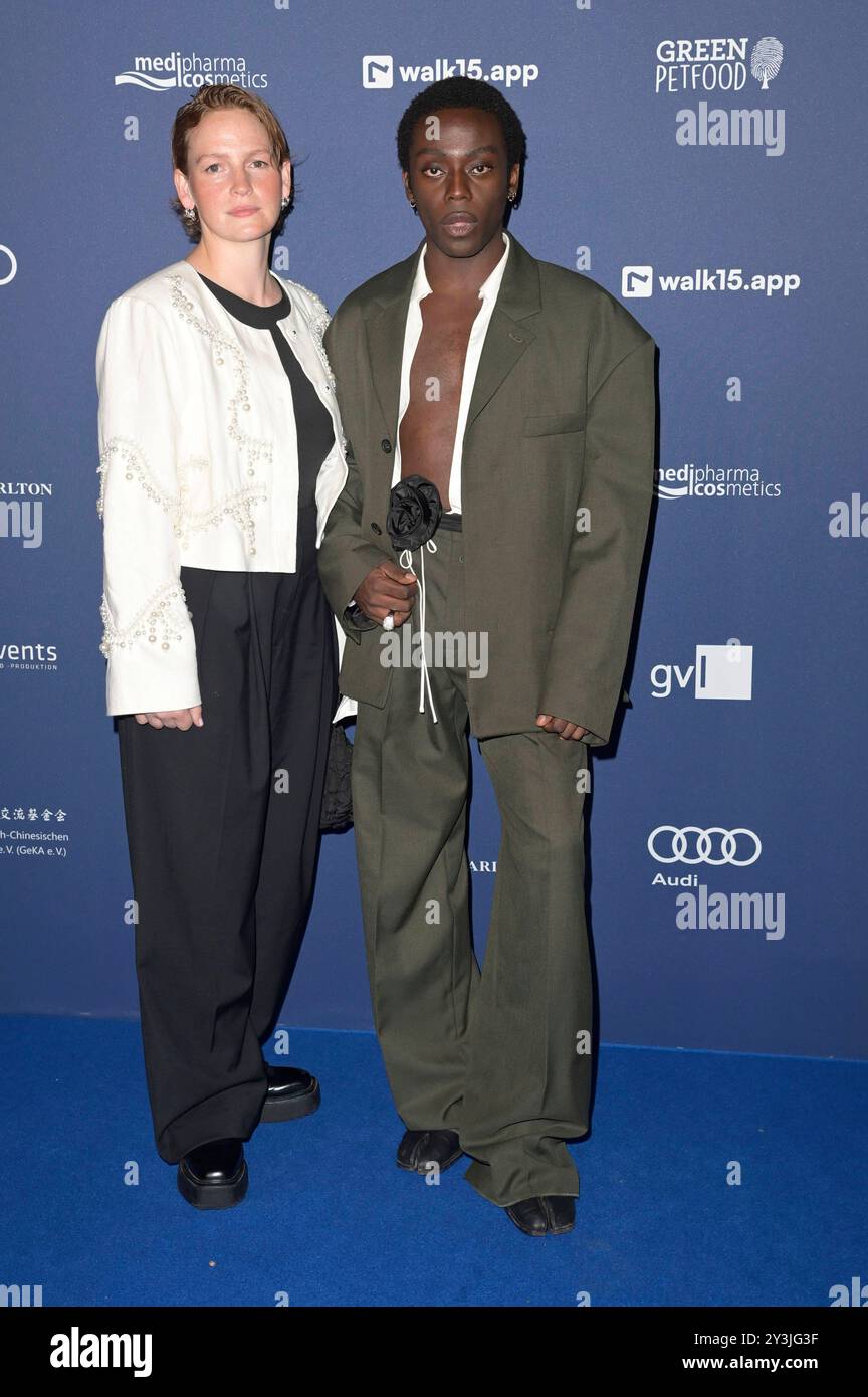 Eva Maria Jost und Benny Opoku-Arthur bei der Verleihung des Deutschen ...