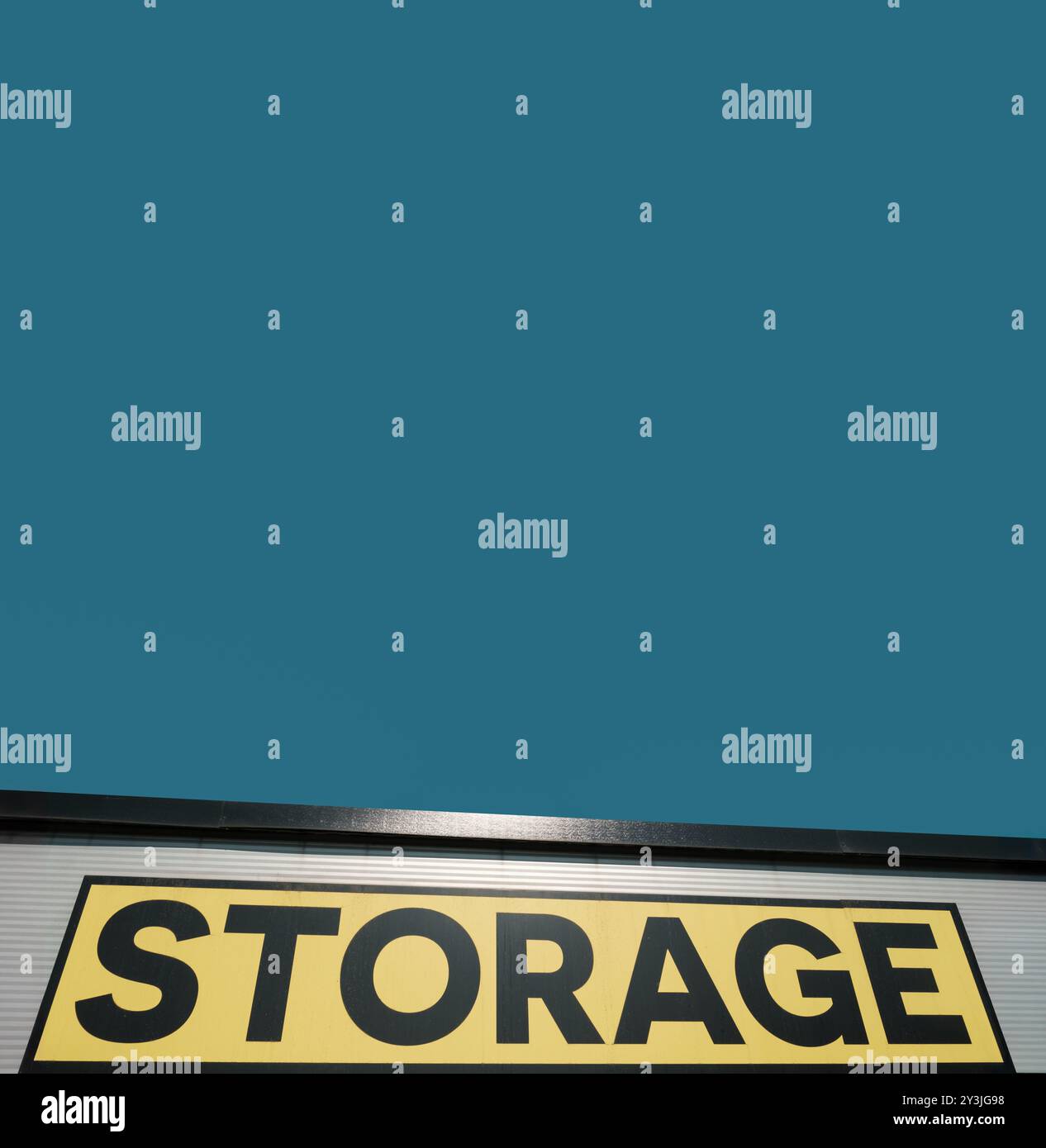 Self storage container hi-res stock photography and images - Alamy