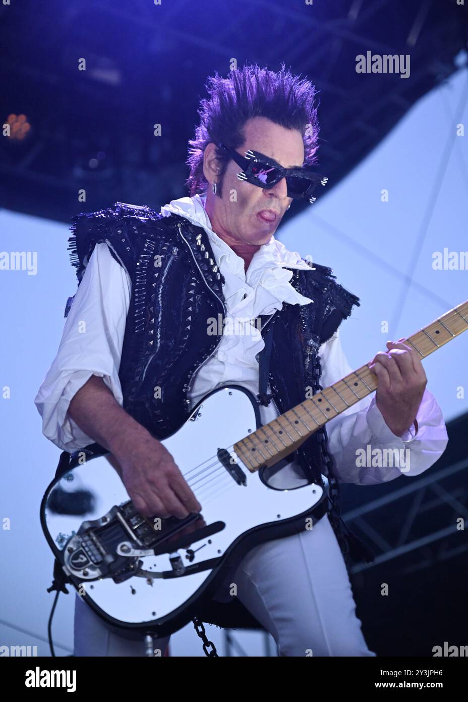 Daniel Ash performs with Love & Rockets at Pier 17 Rooftop on September ...