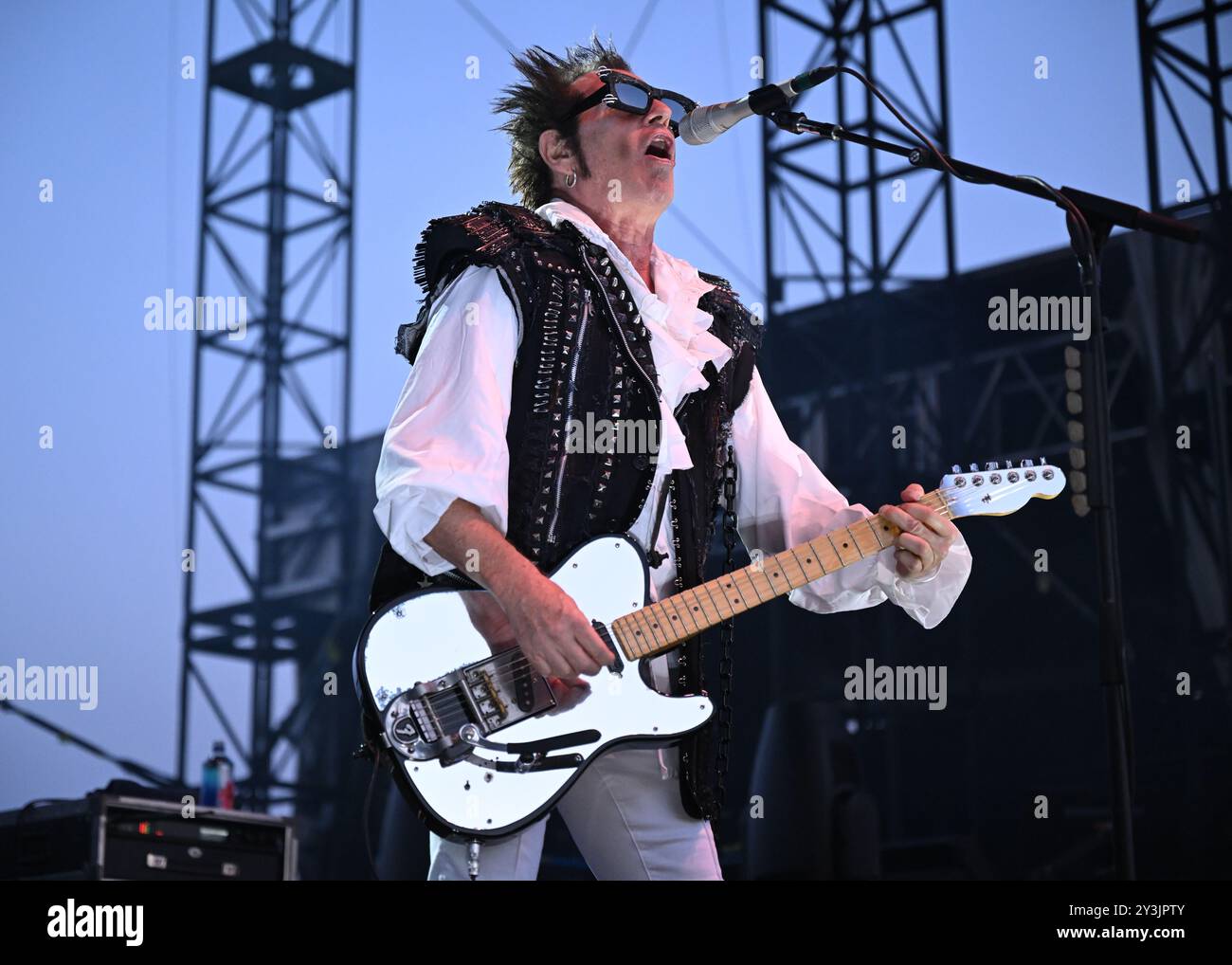 Daniel Ash performs with Love & Rockets at Pier 17 Rooftop on September ...