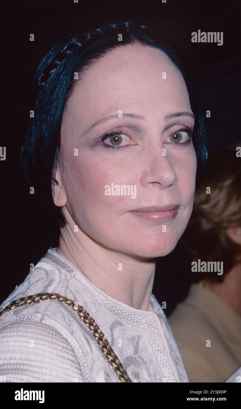 Mary mcfadden 1999 hi-res stock photography and images - Alamy