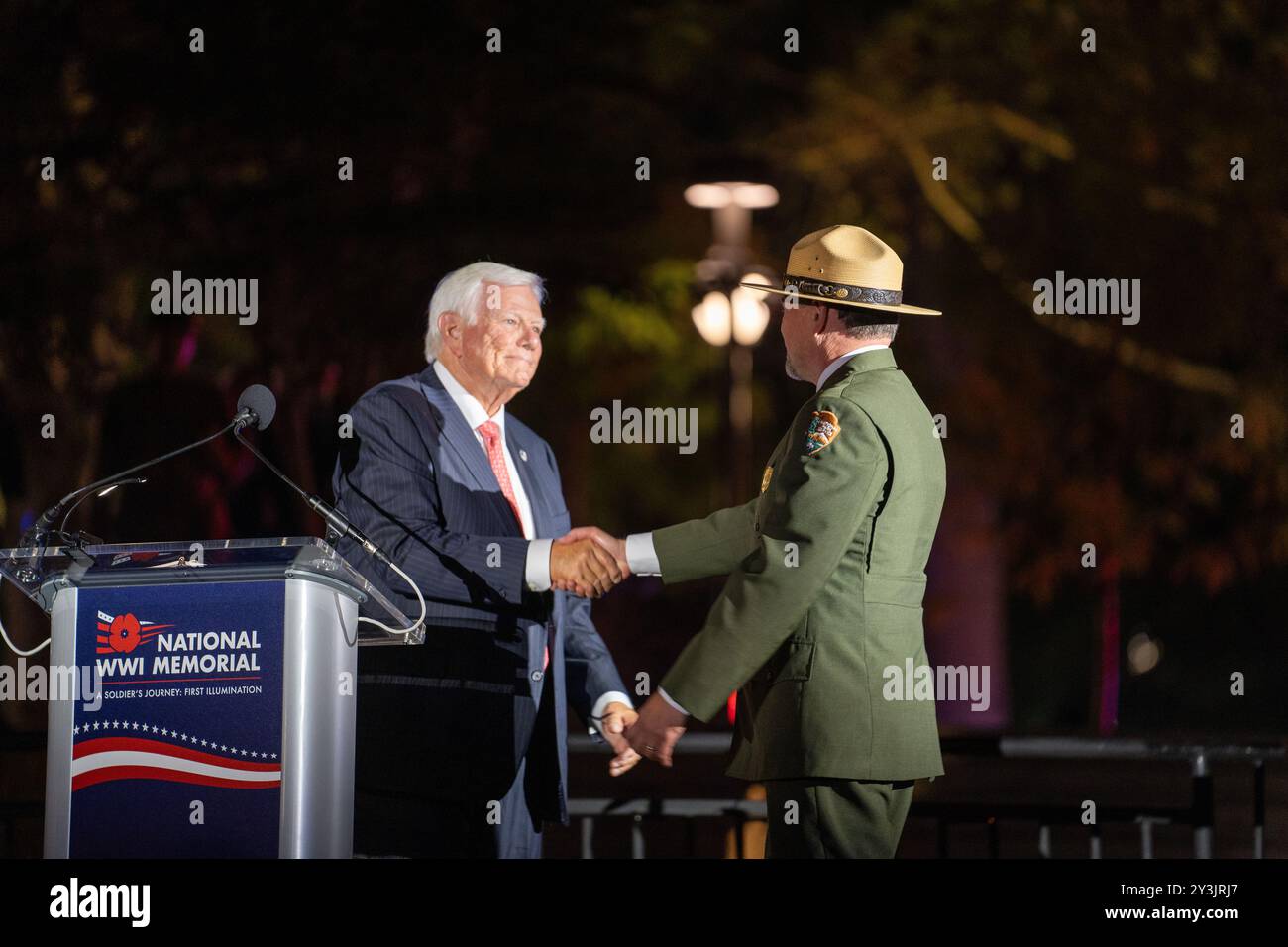 Washington, USA. 13th Sep, 2024. WWI Centennial Commission Chairman Terry W. Hamby shakes hands ...