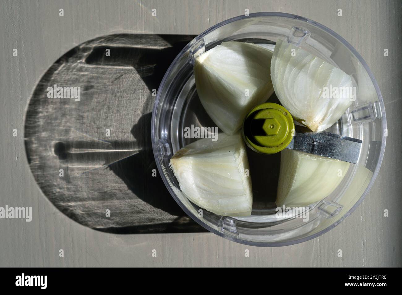 Onion chopper hi-res stock photography and images - Alamy
