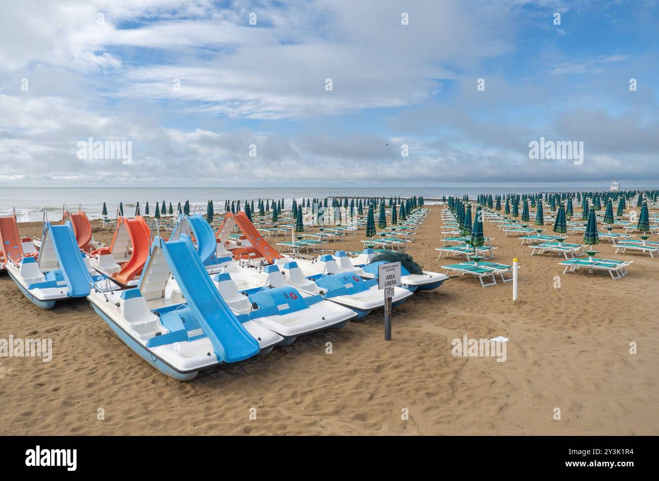 Rutsche am strand hi-res stock photography and images - Alamy