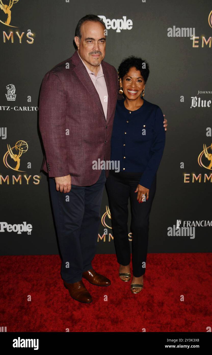 BEVERLY HILLS, CALIFORNIA - SEPTEMBER 13: (L-R) David Zayas and Liza ...