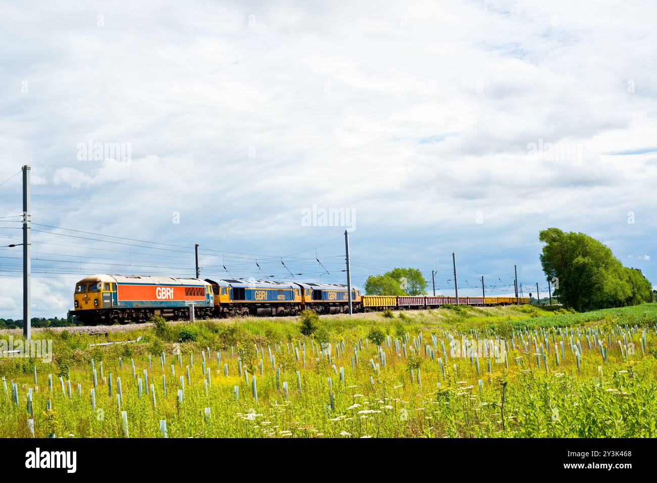 Class 69004 and two class 66s on engineers train at Shipton by ...