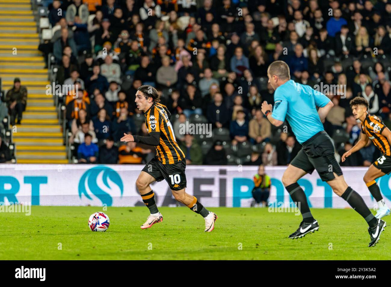 HULL, UK. 13 September 2024. EFL Championship Football League: Hull ...