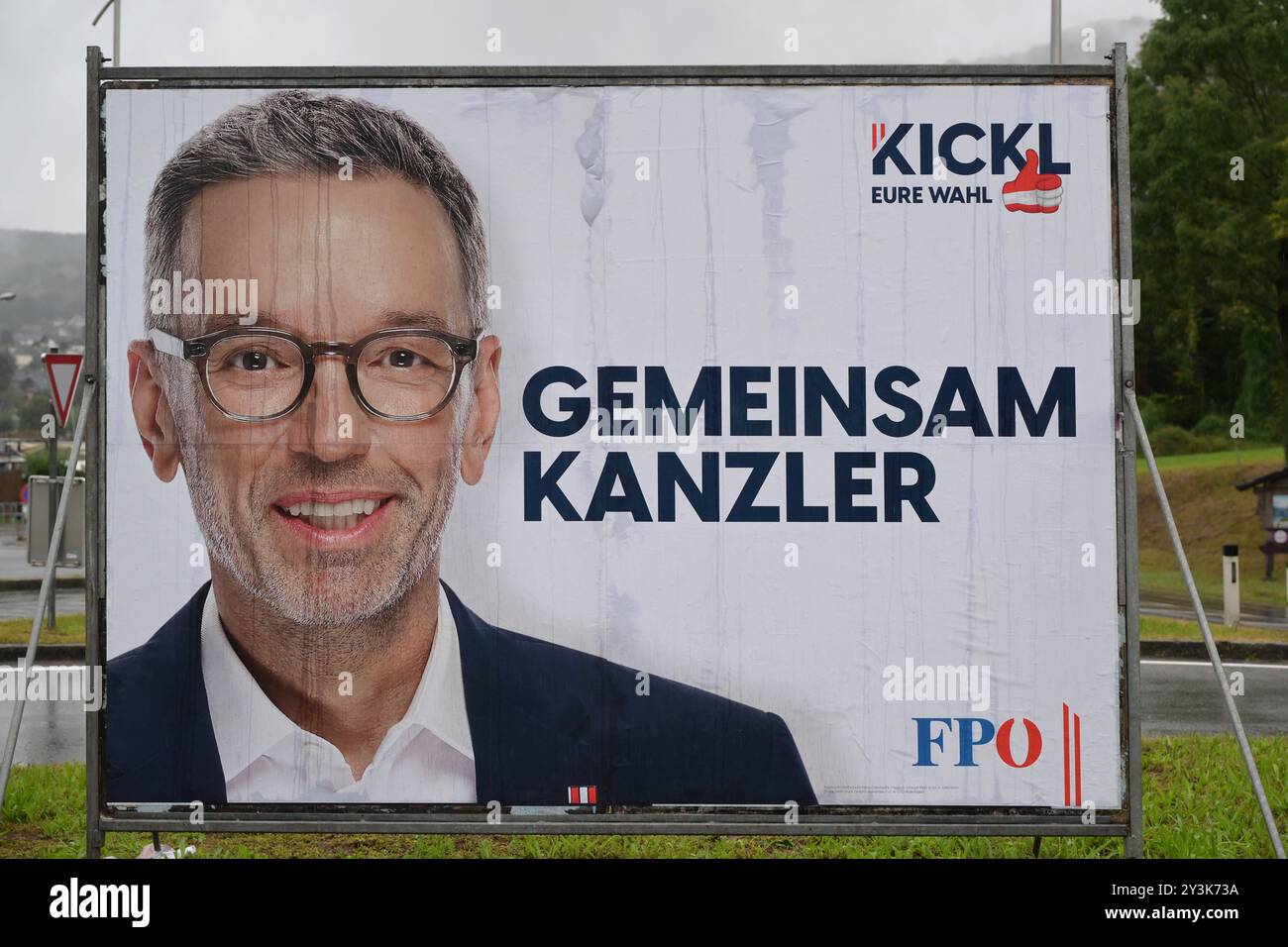 Wahlplakat zur Nationalratswahl, am 29. September 2024 in Österreich. Das Bild zeigt ein Plakat ...