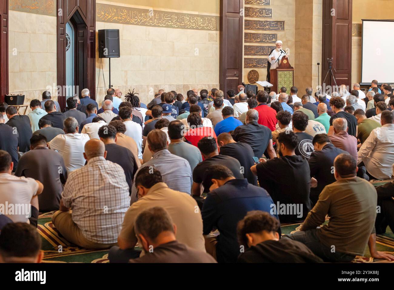 Dearborn mosque hi-res stock photography and images - Alamy