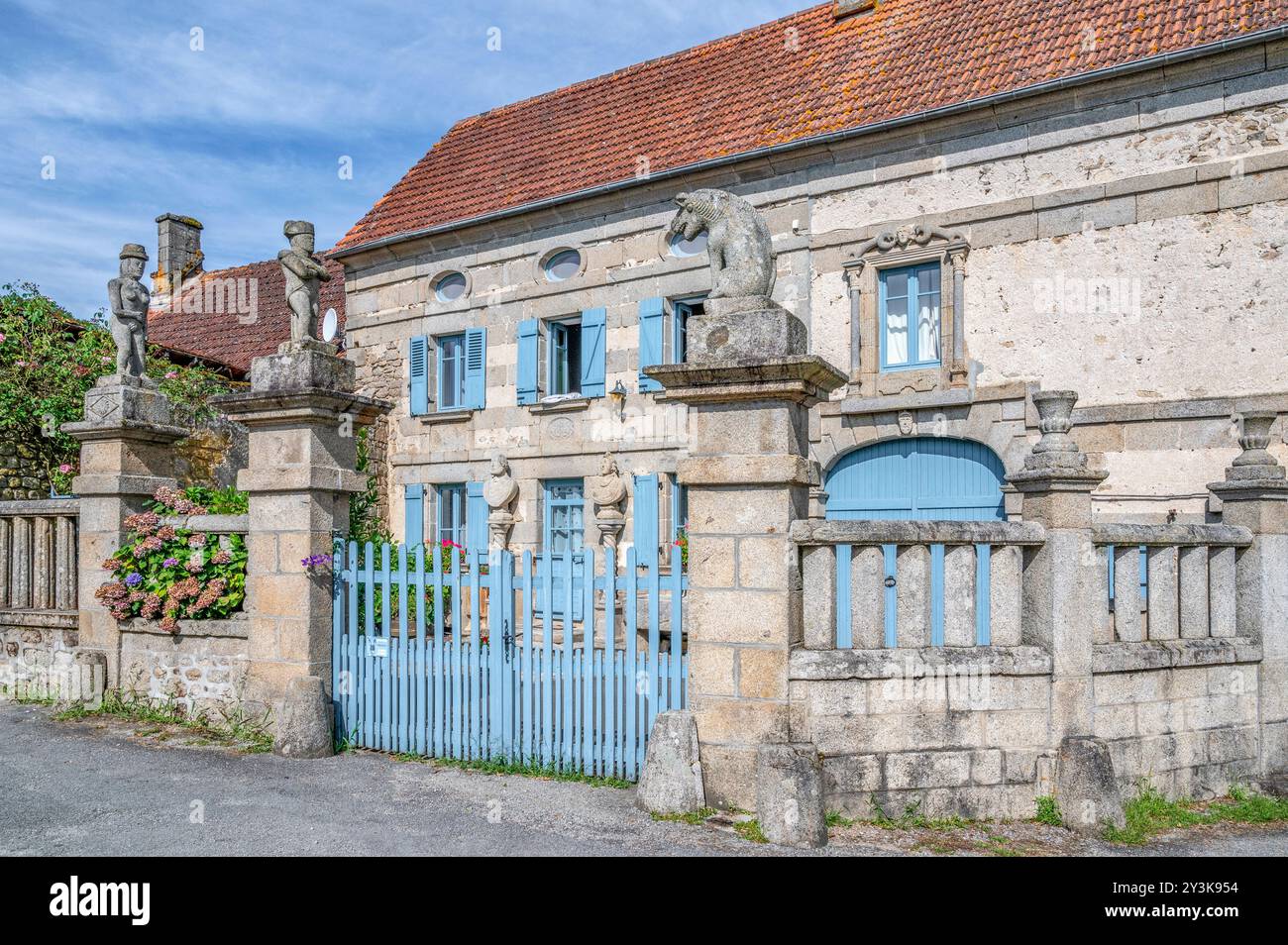 The postman François Michaud has adorned his small Limousin village ...