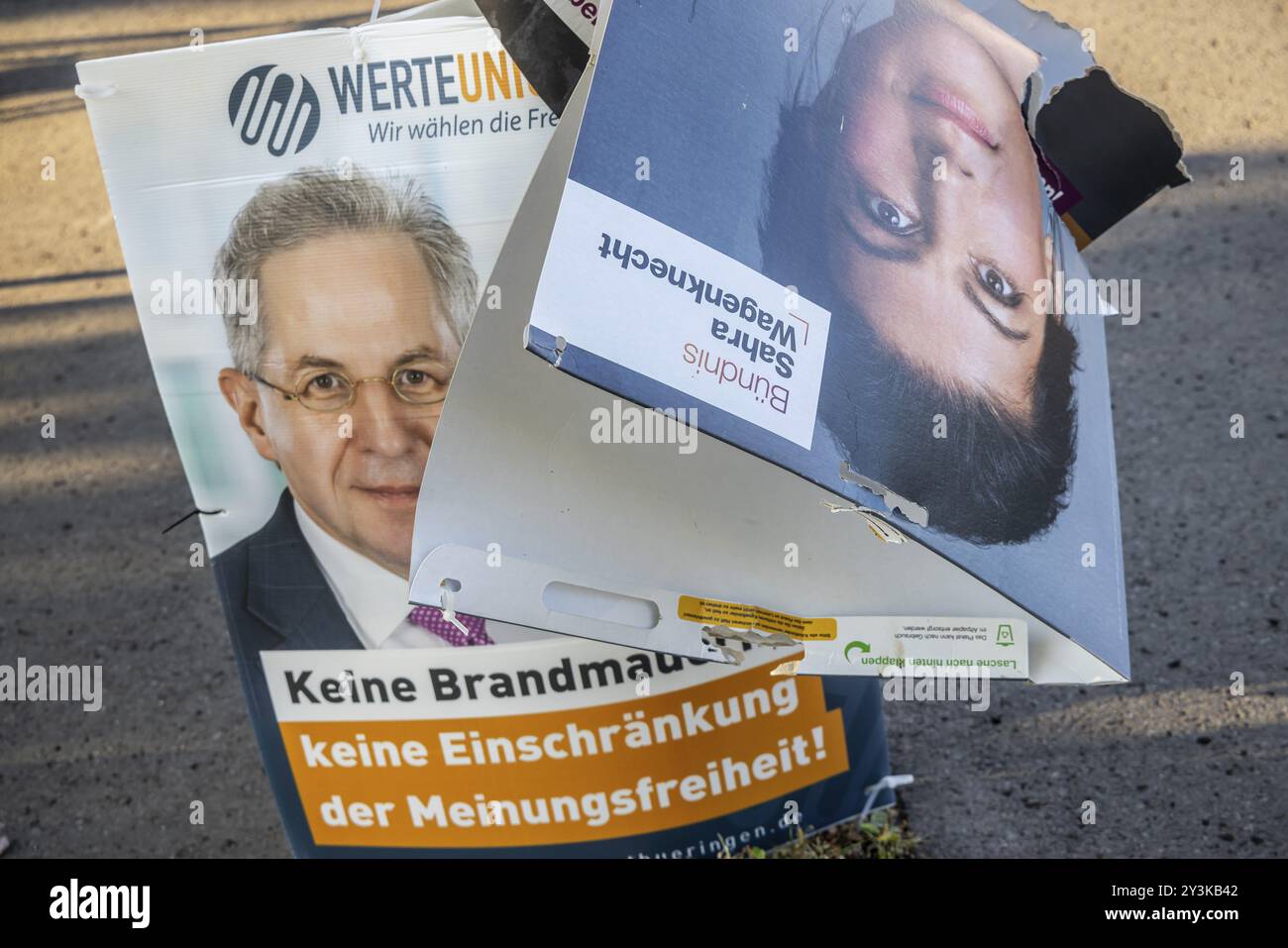 State election in Thuringia. Days after the election, election posters ...