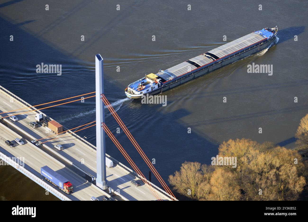 Aerial photo, bridge, Norderelbe, Elbe, barge, bridge damage, Hamburg ...