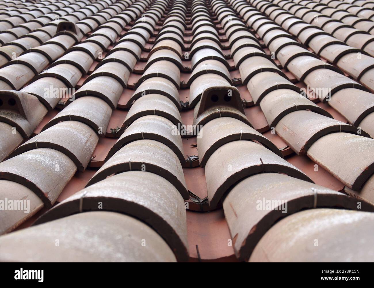 Diminishing curved perspective hi-res stock photography and images - Alamy