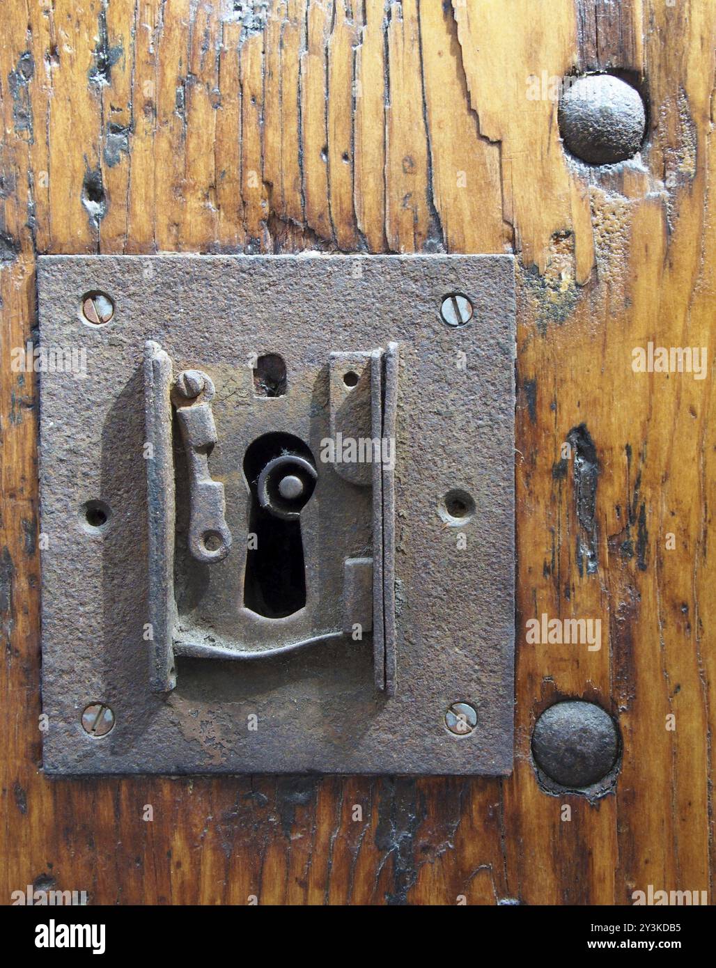 Iron lock hi-res stock photography and images - Alamy