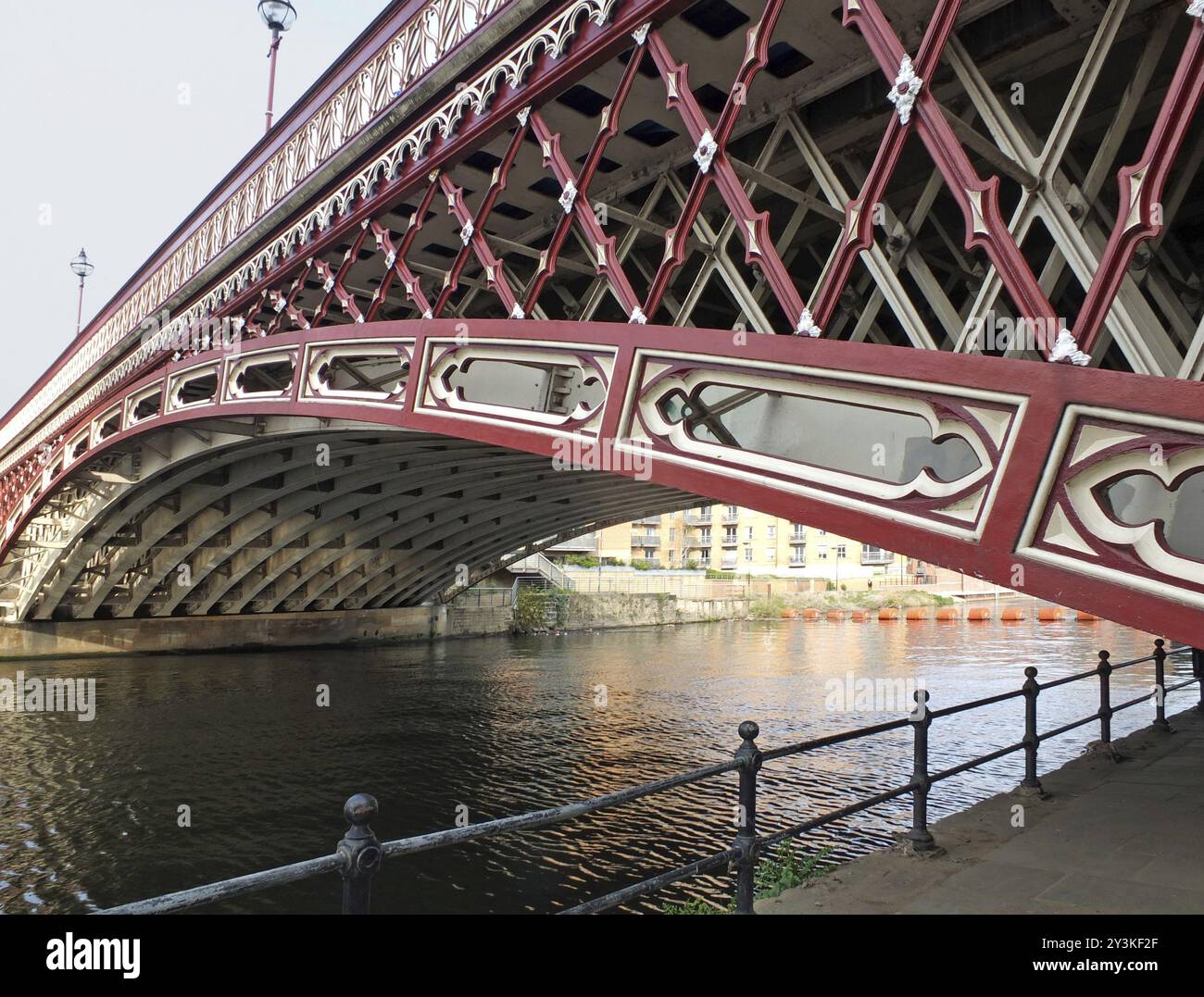 The historic 19th century crown point bridge crossing the river aire in ...