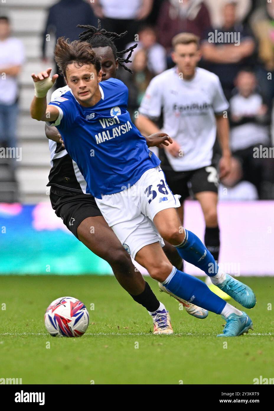 Perry ng cardiff city hi-res stock photography and images - Alamy