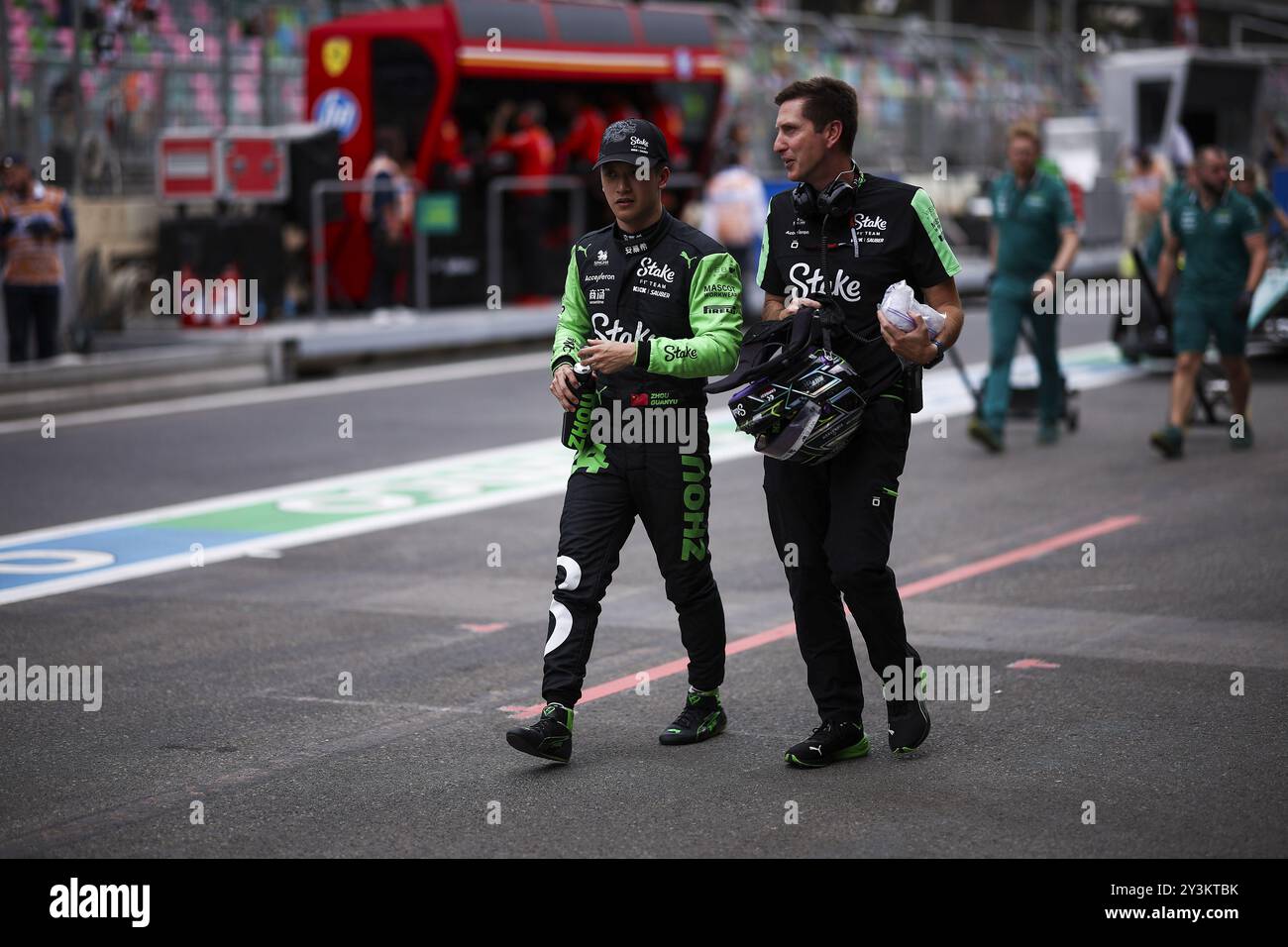 ZHOU Guanyu (chi), Stake F1 Team Kick Sauber C44, portrait during the ...