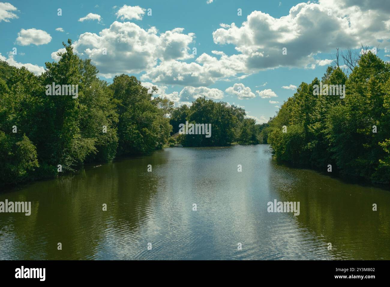 The Ramapo River in Oakland, New Jersey Stock Photo - Alamy
