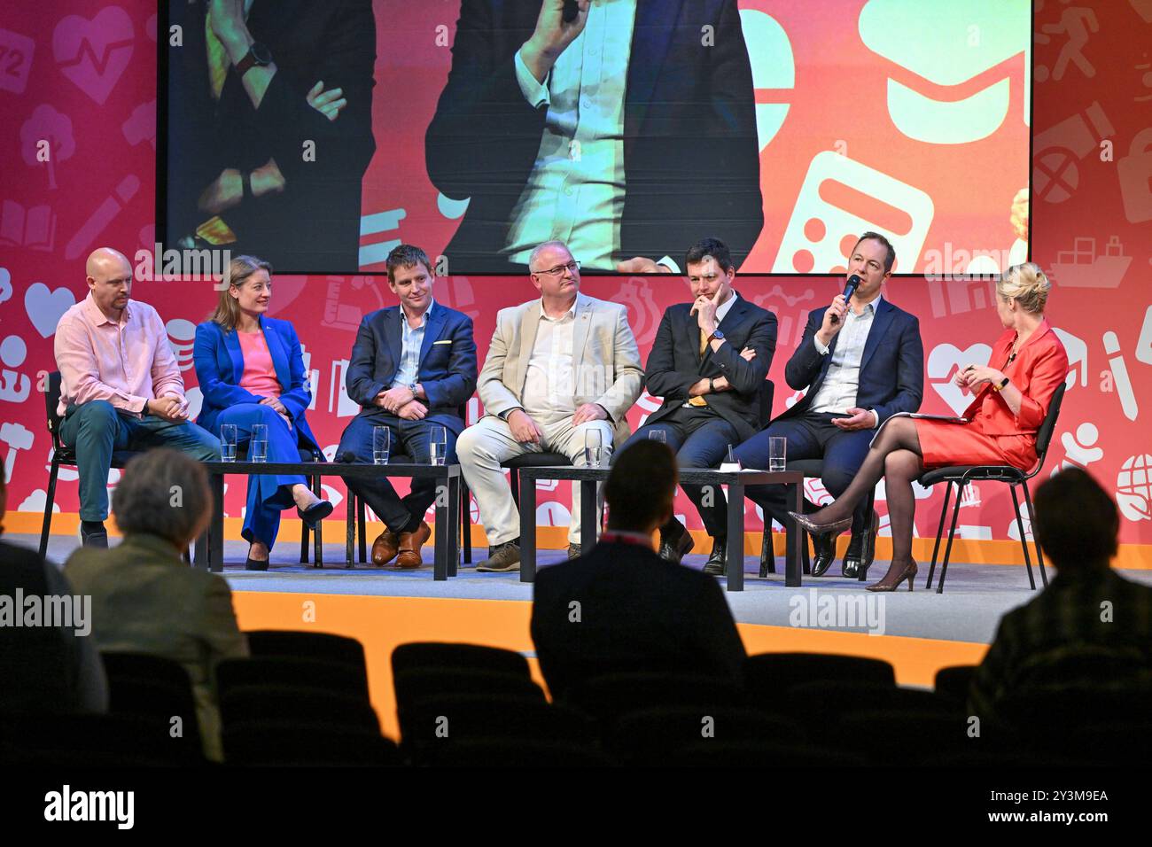 Baroness smith of newham hi-res stock photography and images - Alamy