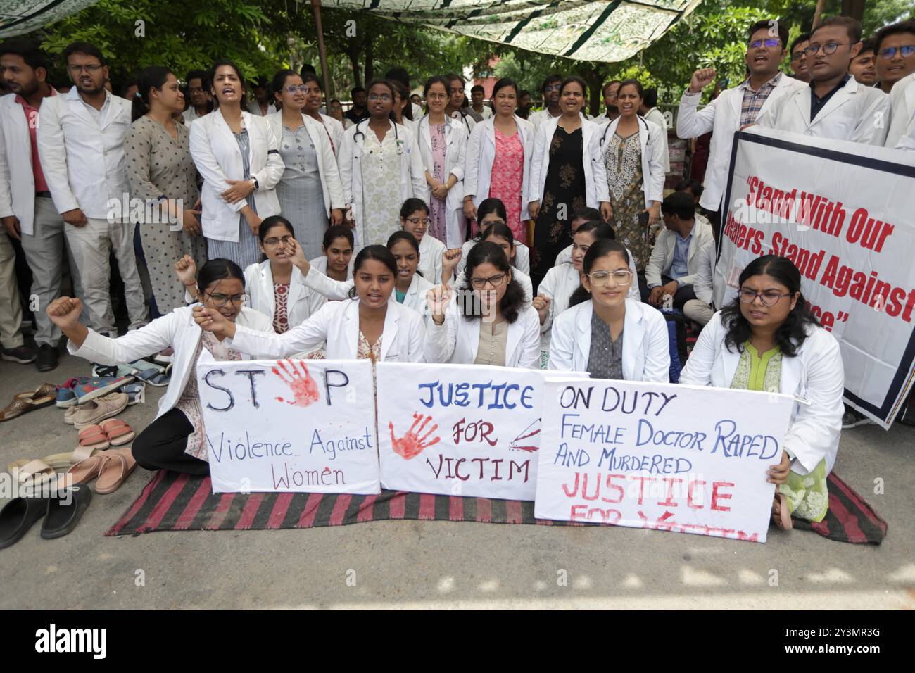 Doctors of stage a protest amid the nationwide strike against the rape ...