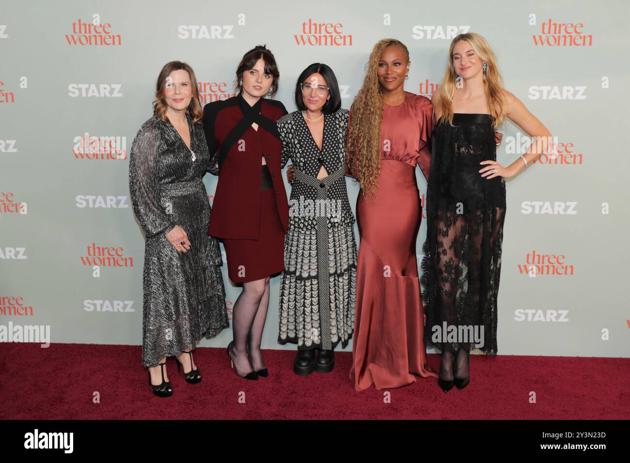 NEW YORK, NEW YORK - SEPTEMBER 09: (L-R) Laura Eason, Gabrielle Creevy ...