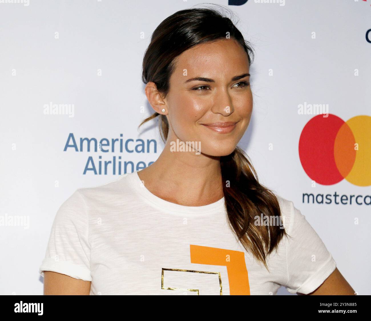 Odette Annable at the 5th Biennial Stand Up To Cancer held at the Walt ...