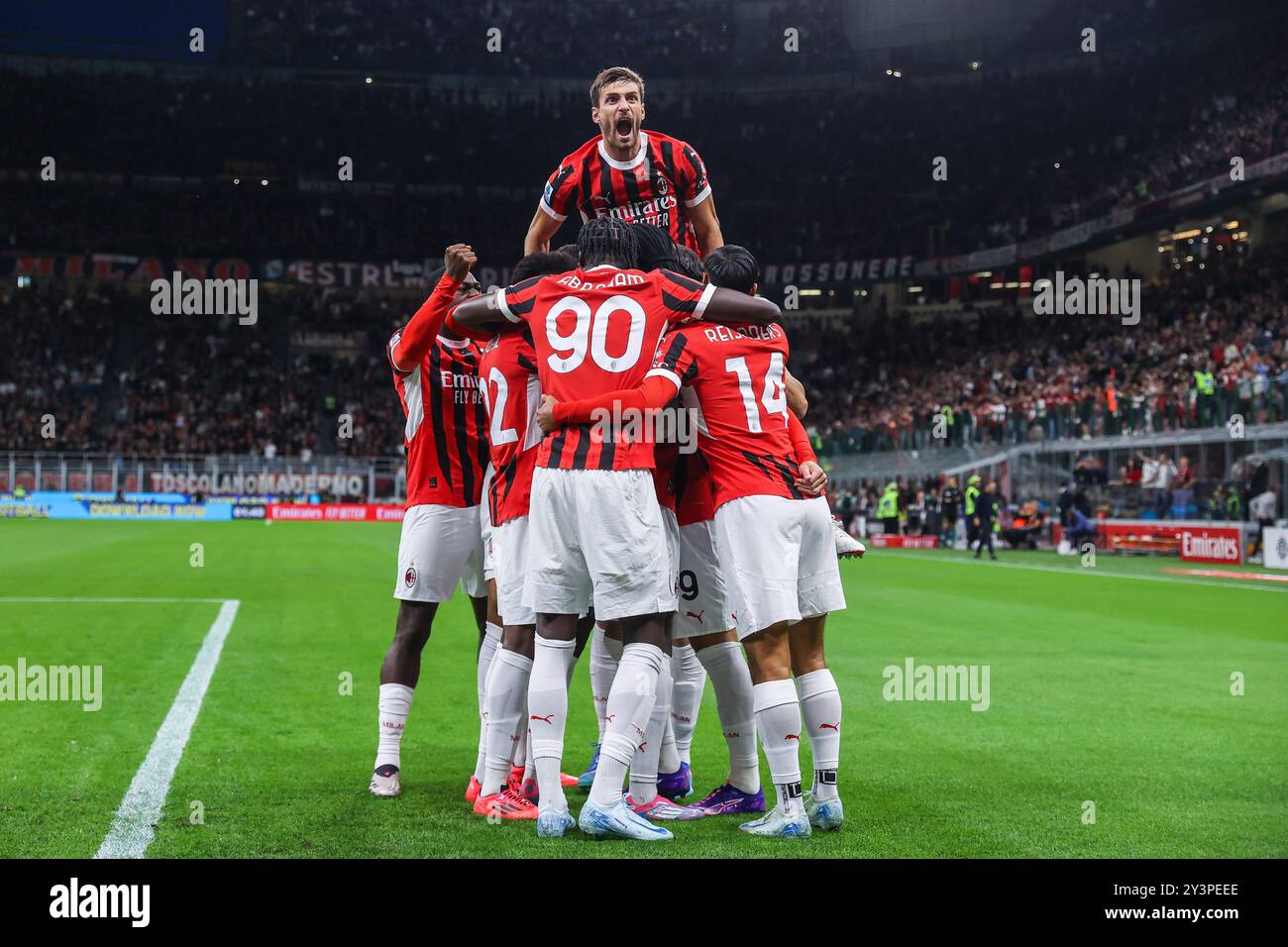 Theo Hernandez of AC Milan celebrates with his teammates after scoring ...