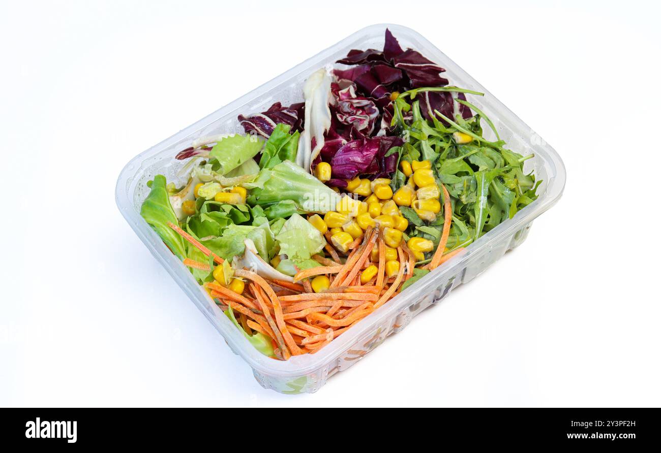 Plastic box full of mixed fresh raw vegetable salad with corn,rucola,carrots etc Stock Photo - Alamy