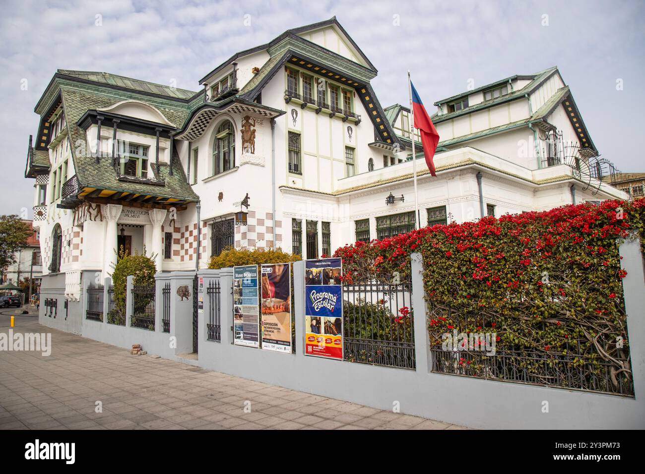 The Palacio Baburizza Museum and art gallery in the town of Valparaiso ...