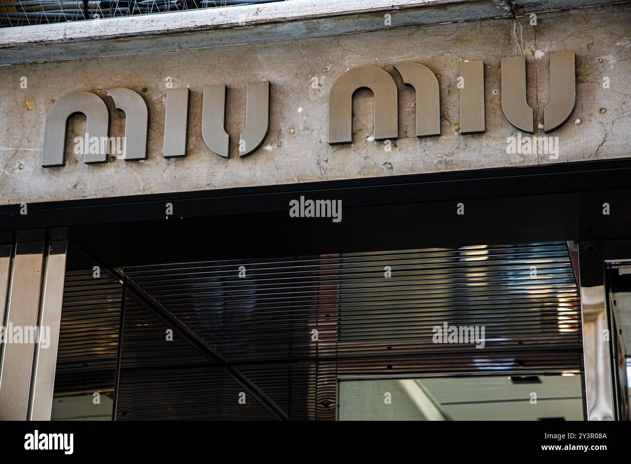 Venecia, Italia, 17 of August 2024: A stylish boutique Miu Miu ...