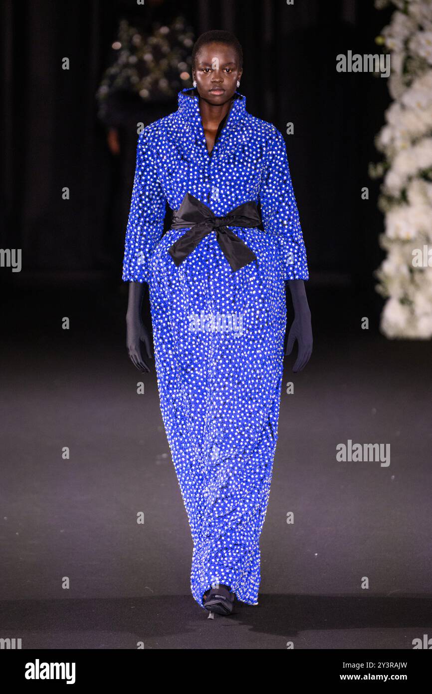 London, UK. 14 September 2024. Models on the catwalk during the Richard ...