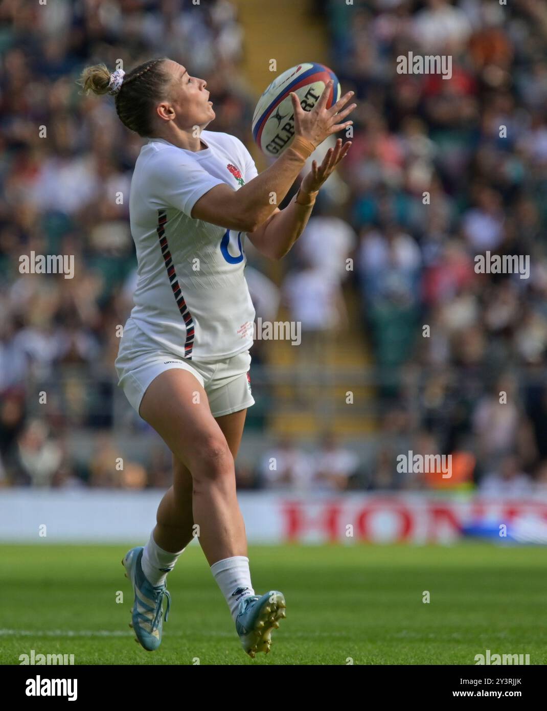 LONDON, ENGLAND -14-9-2024 England s Natasha Hunt during the Nations ...