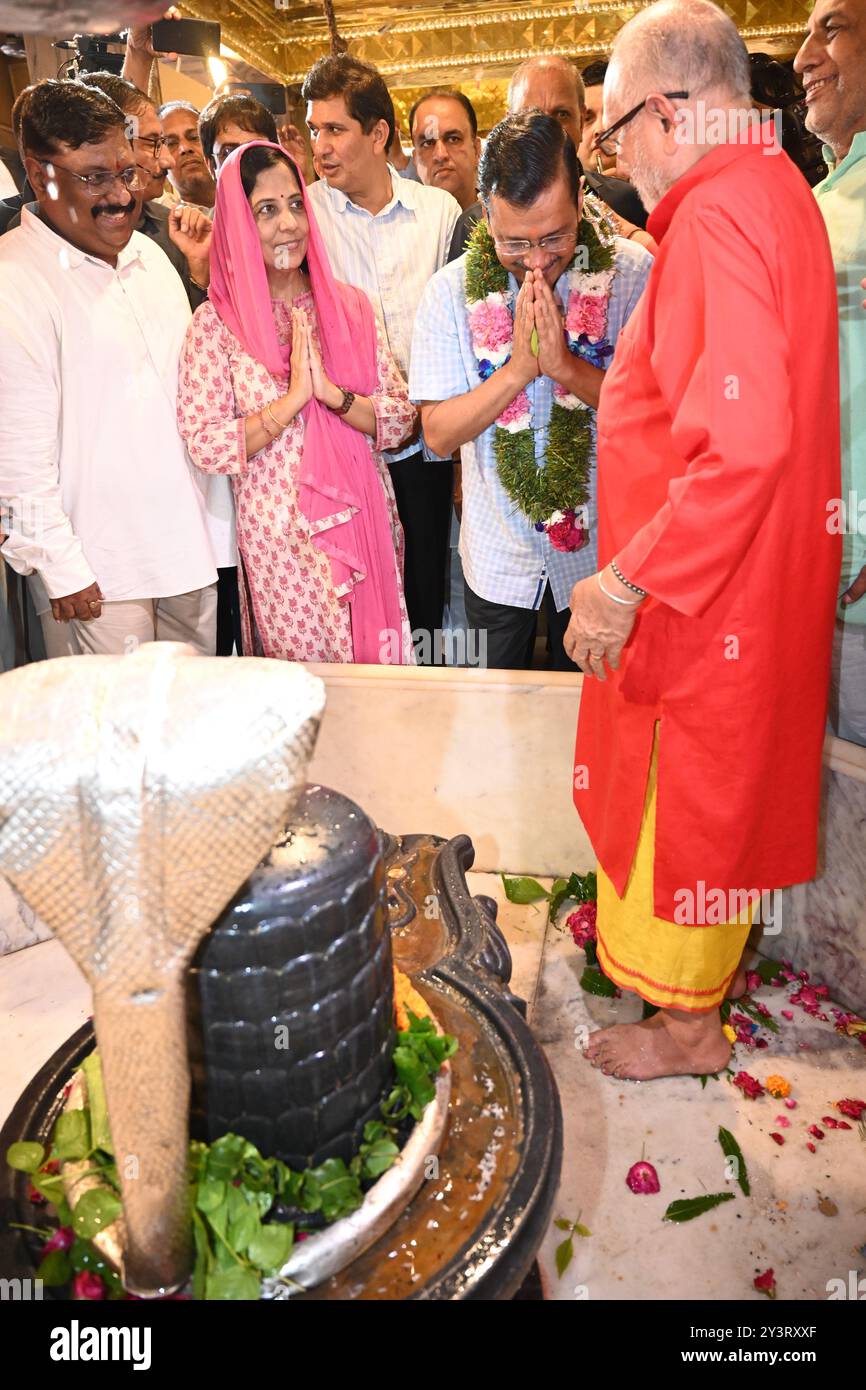 NEW DELHI, INDIA - SEPTEMBER 14: Delhi Chief Minister Arvind Kejriwal with his wife Sunita ...