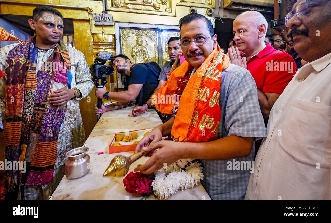 NEW DELHI, INDIA - SEPTEMBER 14: Delhi Chief Minister Arvind Kejriwal with his wife Sunita ...