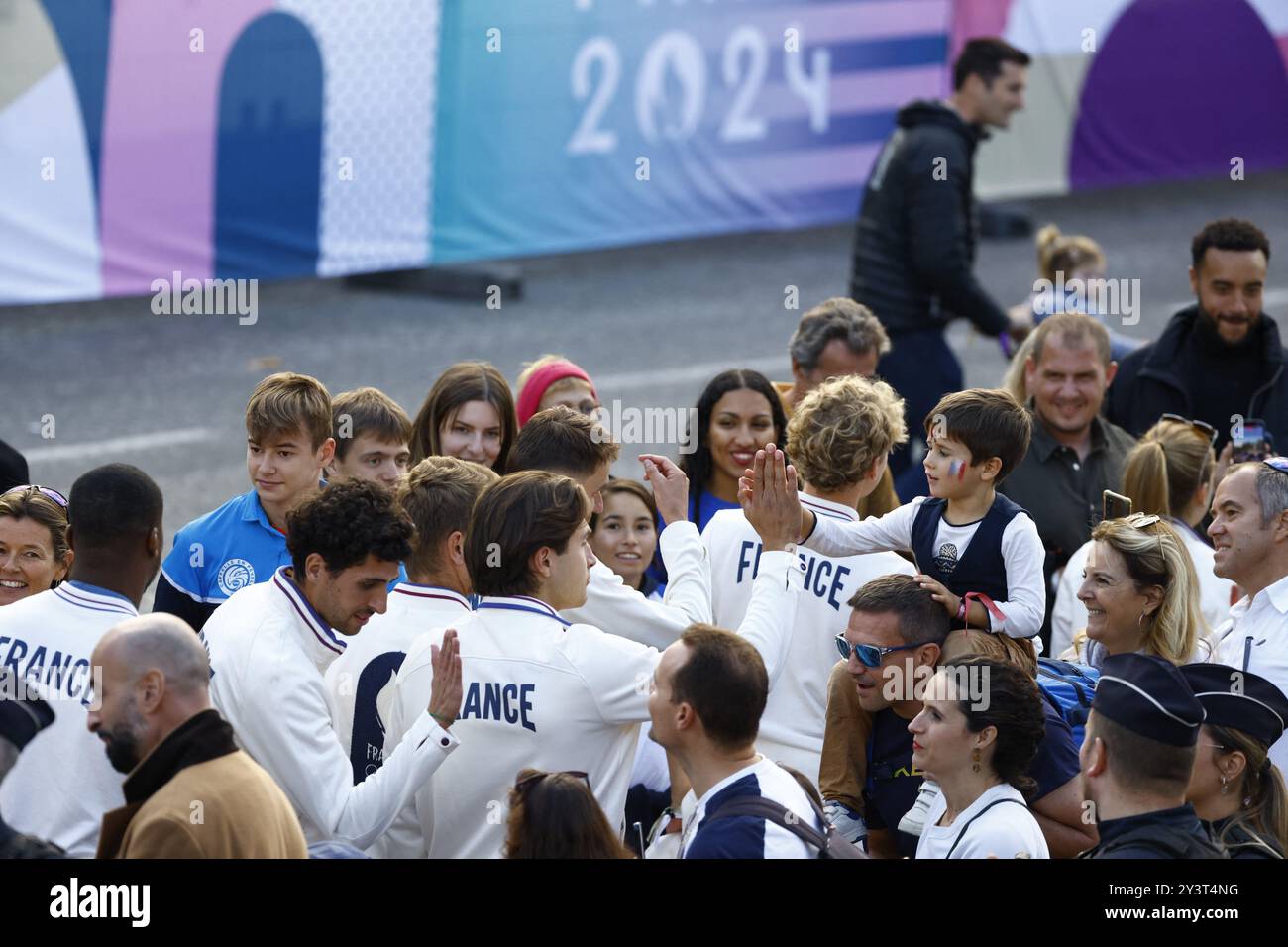 Paris, France. 14th Sep, 2024. French Olympic and Paralympic athletes ...