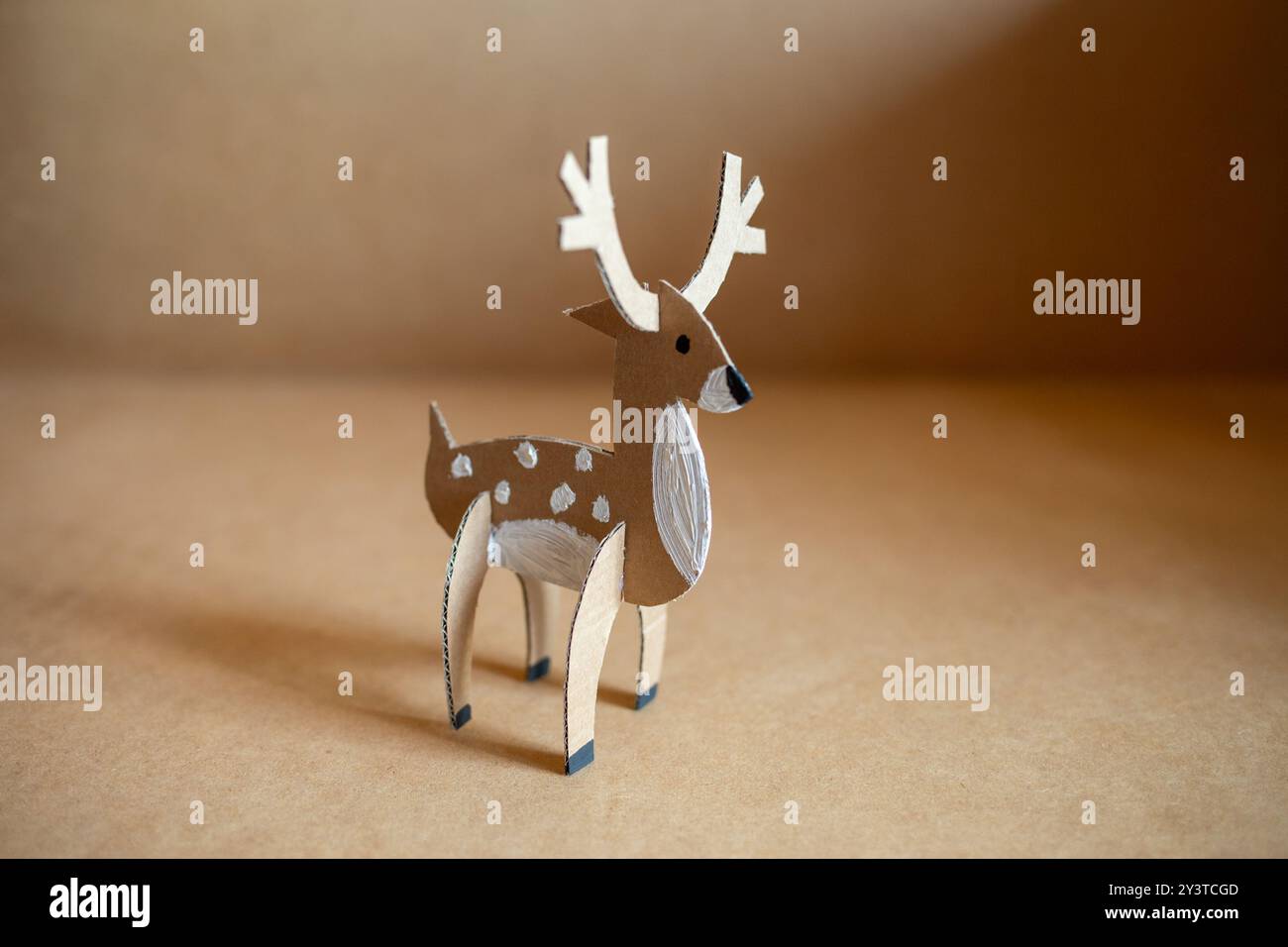 DIY homemade deer using recycled paper, ideal Christmas toy for ...