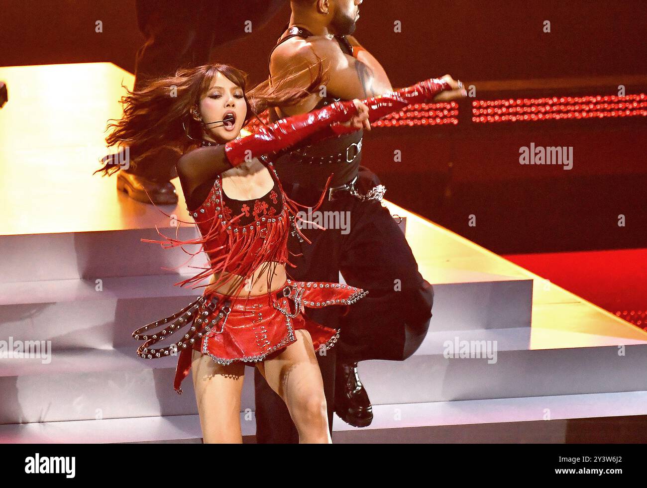 Lisa, Lalisa Manoba performs during the 2024 MTV Video Music Awards at ...