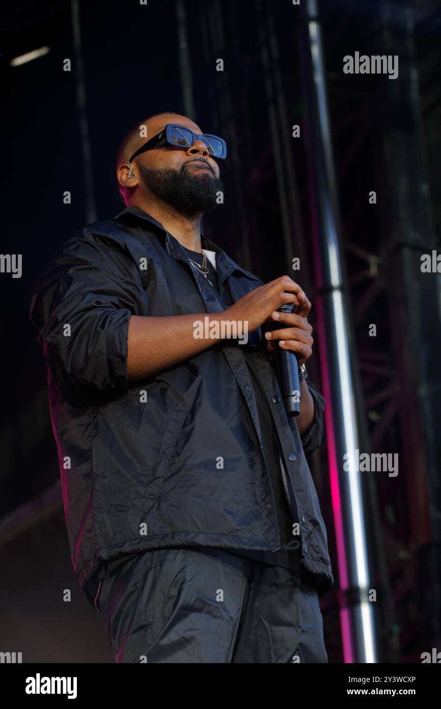 Haitian rapper singer hi-res stock photography and images - Alamy