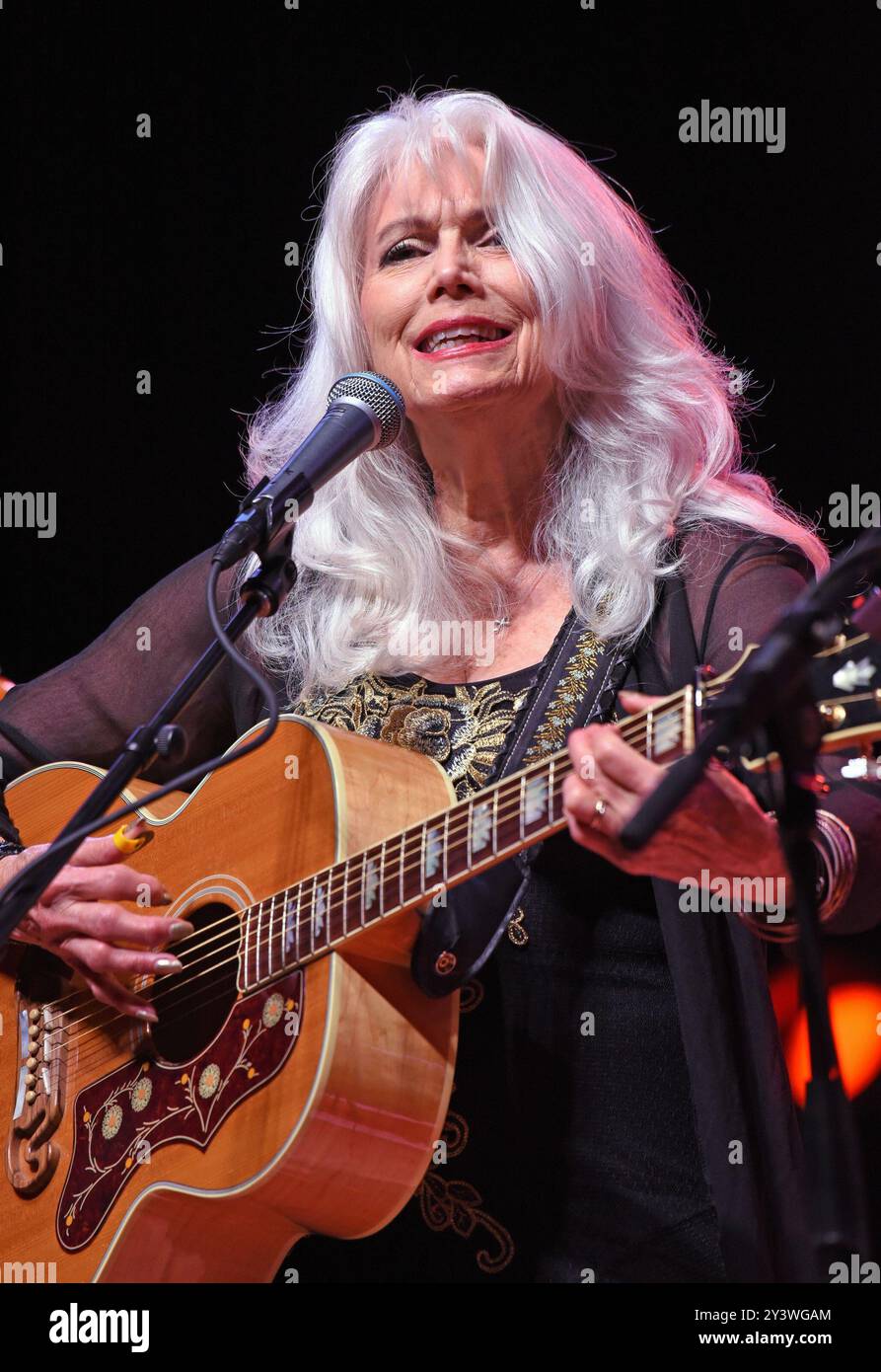 Ga. 14th Sep, 2024. Emmylou Harris on stage for An Evening with Emmylou ...