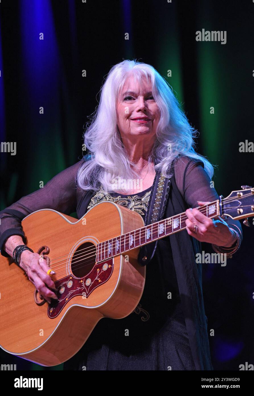 Ga. 14th Sep, 2024. Emmylou Harris on stage for An Evening with Emmylou ...