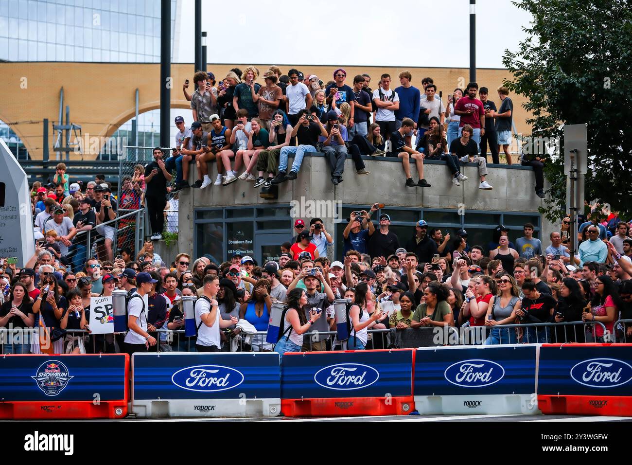 Minneapolis, Minnesota, USA. 14th Sep, 2024. Spectators at the 2024 Red ...