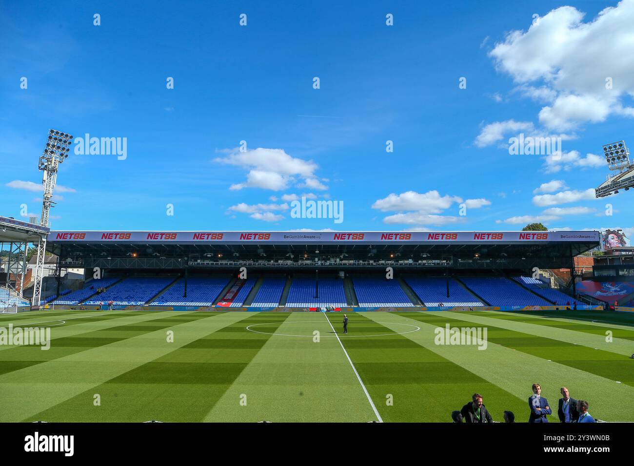 Selhurst Park, Selhurst, London, UK. 14th Sep, 2024. Premier League ...
