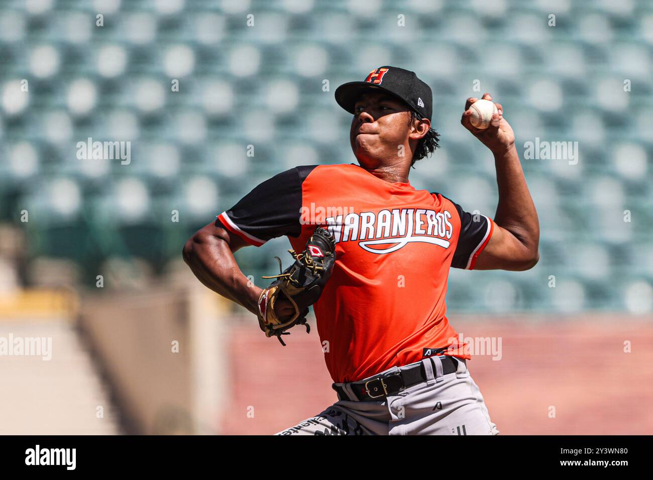 HERMOSILLO, MEXICO - SEPTEMBER 14: Oswaldo Pacheco Crespo pitcher in ...