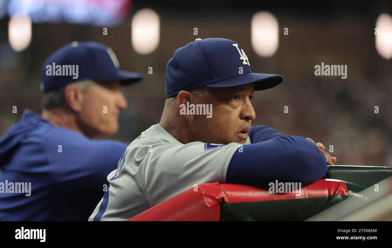 Los Angeles Dodgers manager Dave Roberts watches the baseball game ...