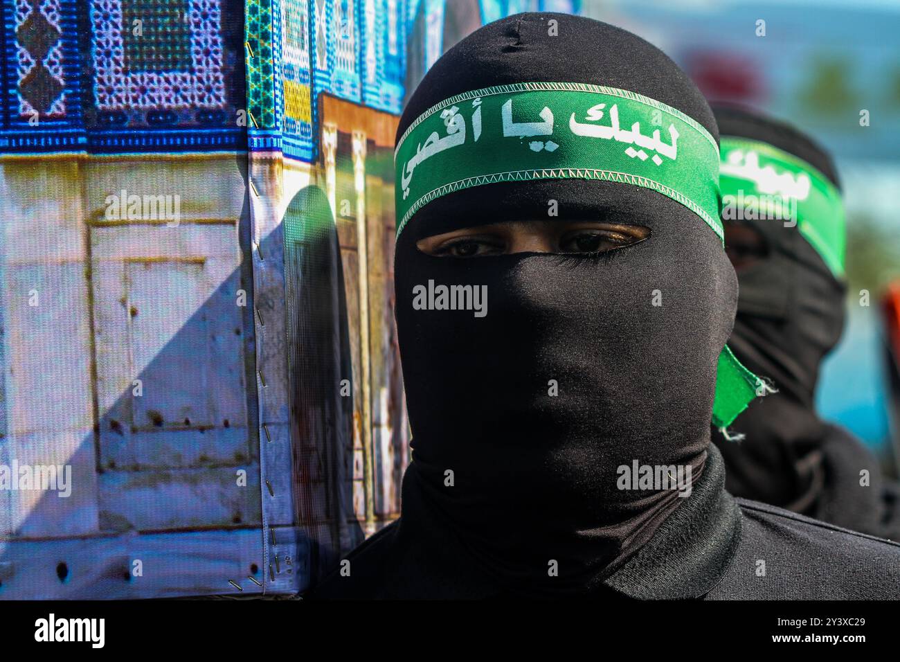 Batash hi-res stock photography and images - Alamy