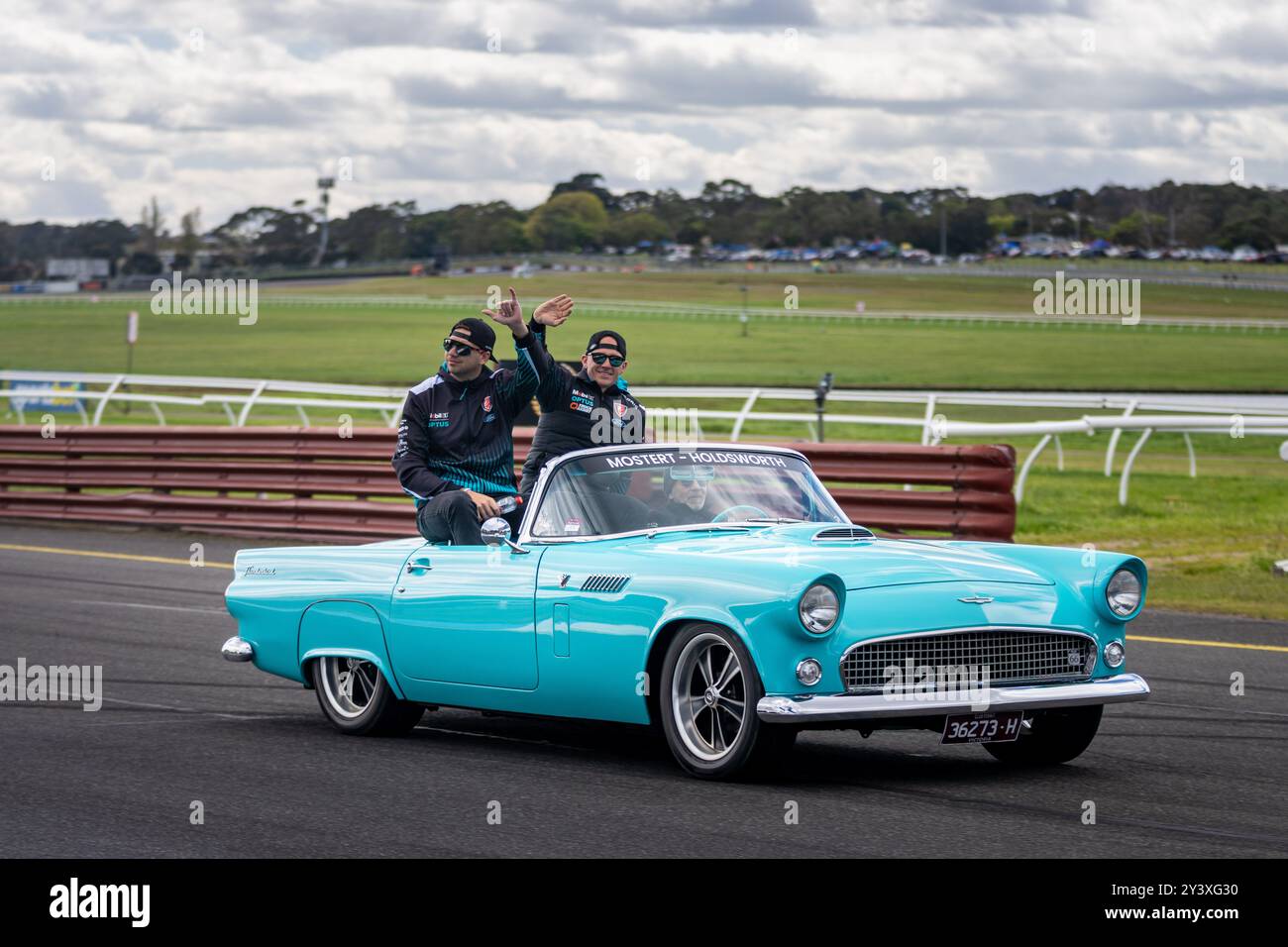 Sandown Park, Victoria, Australia. 15th Sep, 2024. CHAZ MOSTERT/LEE ...