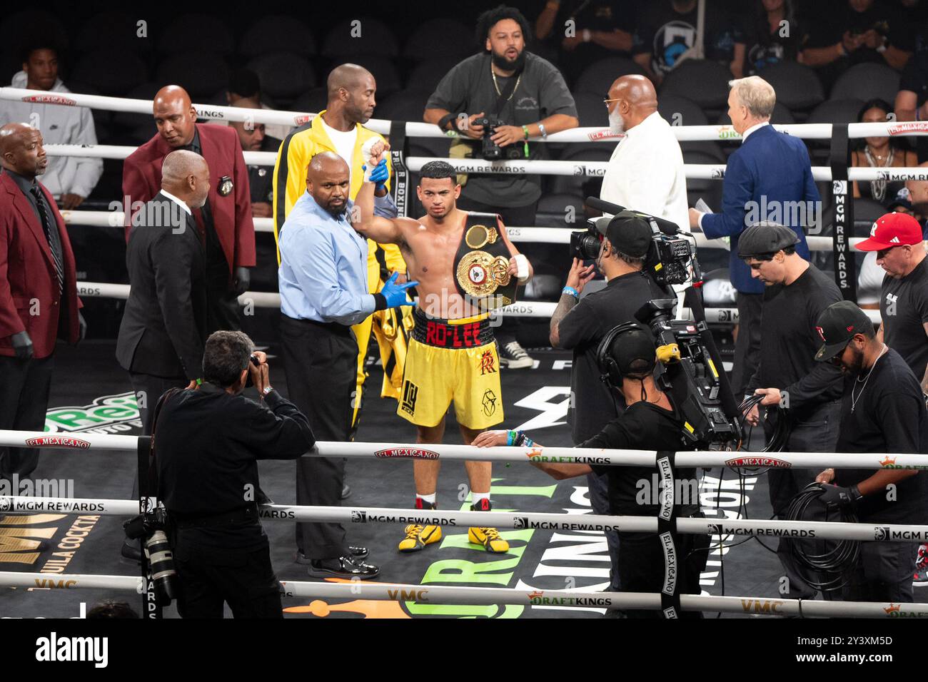 Rolando jaimes hi-res stock photography and images - Alamy